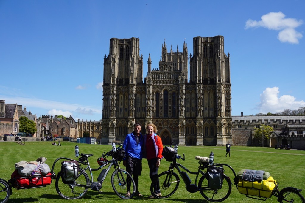 The Cycle TouristThe Cycle Tourist - LET YOUR CYCLE TOURING HOLIDAY BEGIN!
